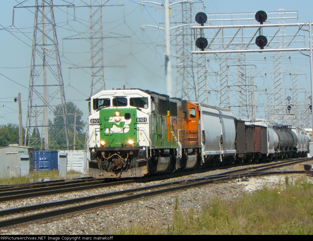 BNSF 8101